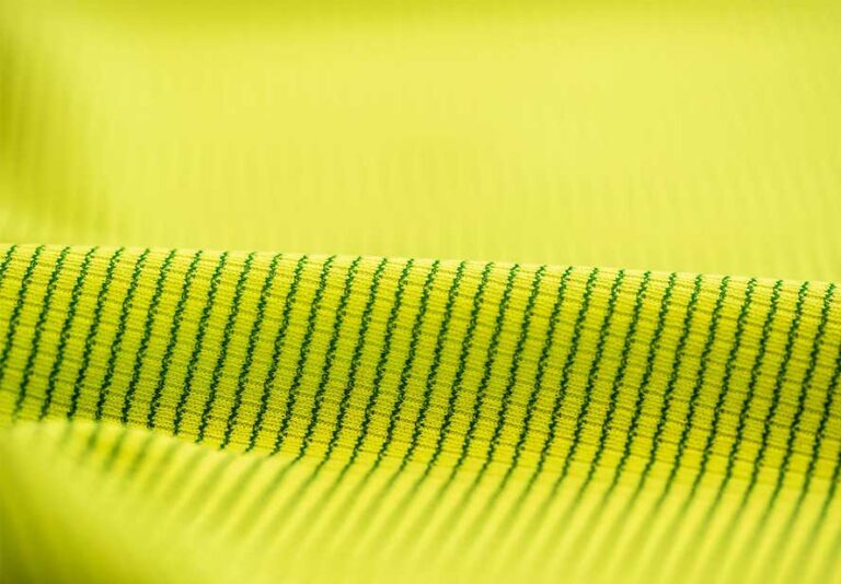 Polyamide and Polyester: What's the Difference? - blog.jans.com